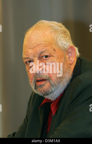 (dpa) - German actor, film producer and author Peter Berling (71 ...