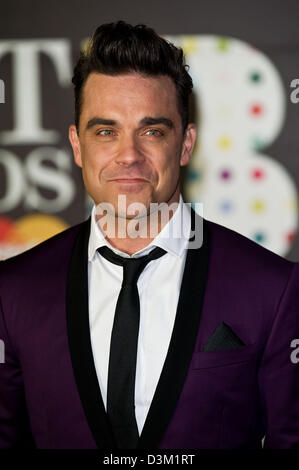 British singer Robbie Williams arrives for the ECHO 2010 award in ...