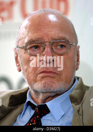 (dpa) - German conductor, composer and author Michael Gielen presents ...