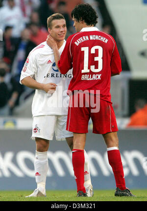 COLOGNE, GERMANY - OCTOBER 29: Bayern Munchen head coach Vincent ...