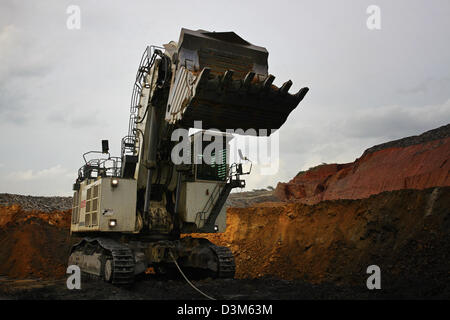 FQM mining excavator belonging to First Quantum Minerals (FQML), Zambia ...