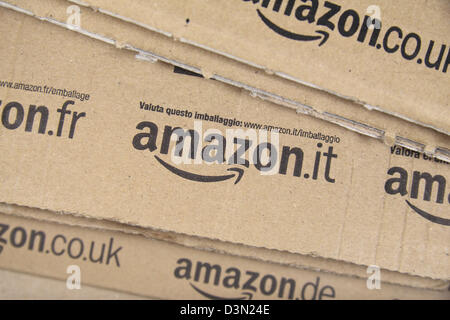Close up of Amazon packaging used in the UK, focusing on the Amazon.de ...