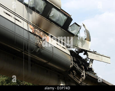 The picture shows the destroyed waggon of the 'Transrapid' 08 maglev ...