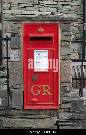 GR post box Stock Photo - Alamy