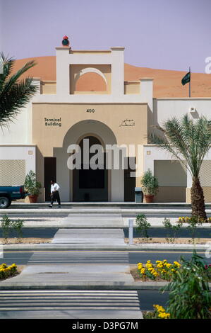 Residential and admin buildings in Shaybah where Saudi Aramco has ...