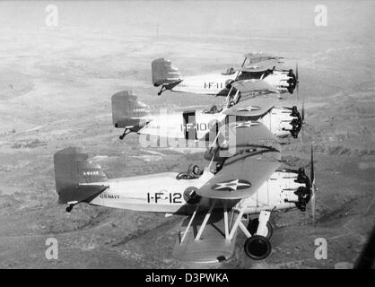 Curtiss F8C-4 Helldiver Stock Photo - Alamy