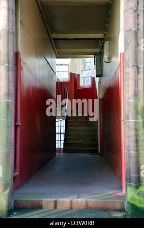 Edinburgh tenement stairwell Stock Photo - Alamy