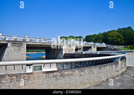 A bridge and walkway at Fontana Dam in North Carolina Stock Photo - Alamy