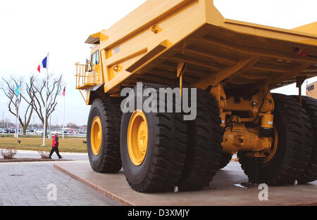 Caterpillar 785 off road mining truck at the Decatur, IL manufacturing ...