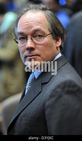Former Sal. Oppenheim associate Christopher von Oppenheim (C) appears ...