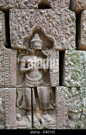 Relief of an Apsara (celestial nymph) at Angkor Wat Temple, Cambodia ...