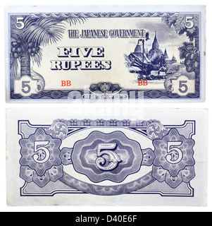 [ 1940s Japan - WWII Occupation of Japan ] — A Japanese police officer ...