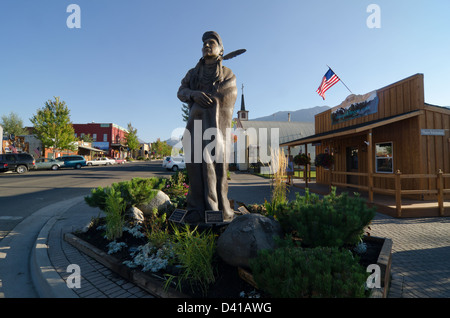 Bronze statue of Chief Joseph, by Georgia Bunn, on Main Street in ...