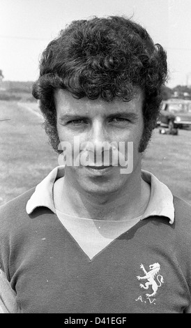 Charlie Aitken Aston Villa football club footballer 1974 Stock Photo ...