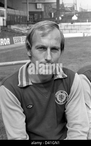 Ray Graydon Aston Villa football club footballer 1974 Stock Photo - Alamy
