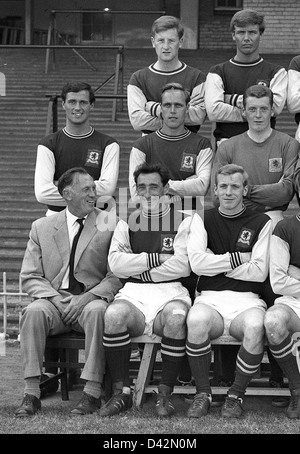 Alan Deakin Aston Villa FC footballer 1968 Stock Photo - Alamy