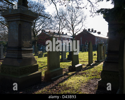 Gravestones at Chadderton Cemetery, Oldham Stock Photo - Alamy