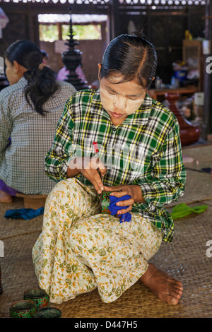 Myanmar, Bagan, Lacquerware Makers Stock Photo - Alamy