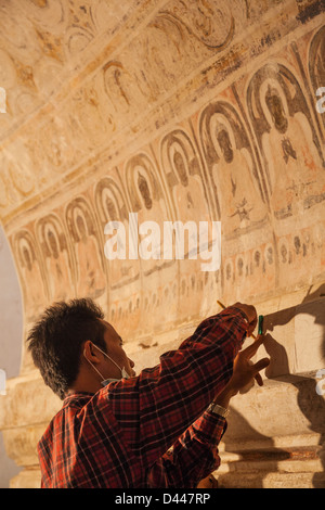 Myanmar,Bagan,Ananda Temple,Restoration Worker Stock Photo - Alamy