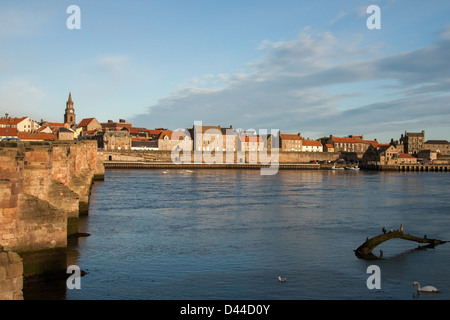 Berwick-Upon-Tweed from Tweedmouth early 1900s Stock Photo - Alamy