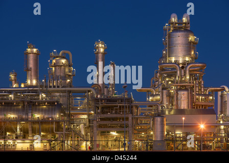 Refinery plant at Europort harbor, Rotterdam Stock Photo - Alamy