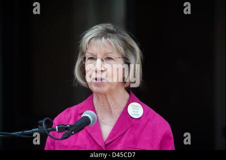 Tucson, Arizona, USA. 5th March 2013. Tucson shooting victims PAM SIMON ...