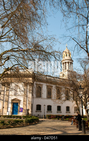 St. Marylebone Parish Church Gardens, London, UK Stock Photo - Alamy
