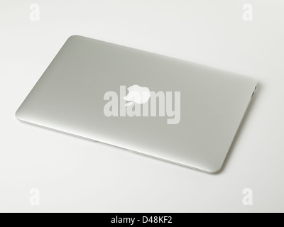 MacBook Air Closed Lid Stock Photo - Alamy