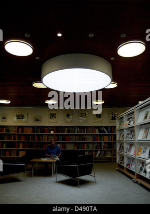 The Rødovre Library, designed by Arne Jacobsen and built between 1961 ...