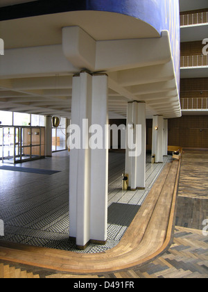 Arne Jacobsen's design for the Aarhus Town Hall, constructed between ...