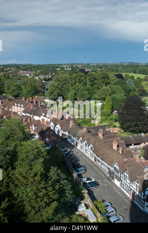A street of Tudor houses in Warwick Stock Photo - Alamy