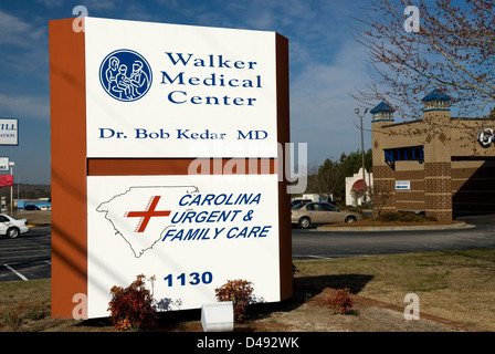 W. O. Walker Center medical office building at the Cleveland Clinic ...