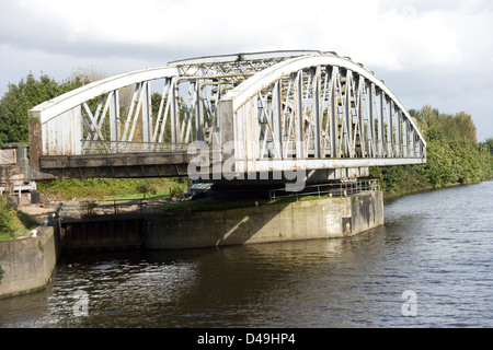Northwich Road Swing Bridge on the Manchester Ship Canal from the ...