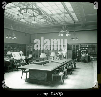 This photograph from 1911 shows the interior of the Framheim cabin ...