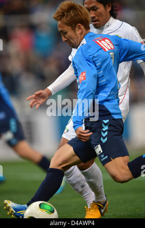 Tomoya Uchida (Yokohama FC), MARCH 25, 2012 - Football /Soccer : 2012 J ...