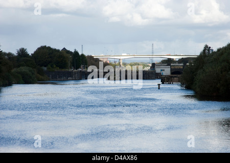 Approaching M60 motorway Barton High Level Bridge and Barton Locks on ...