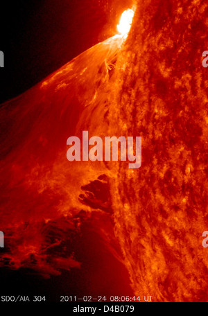 NASA's Solar Dynamics Observatory captures the incandescent sun ...