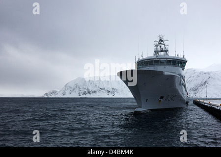 Norwegian Navy Kystvakt (Coast Guard) Bergen W341 a Barentshav class ...