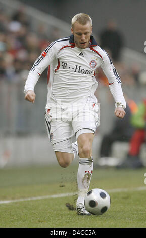 Christian Lell of Bundesliga club FC Bayern Munich controls the ball ...