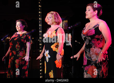 New Orleans based group 'The Pfister Sisters' (L-R) Holley Bendtsen ...