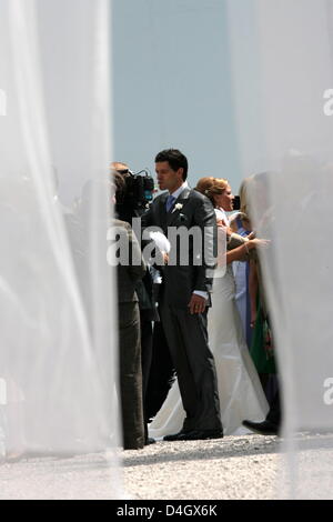 Simone Lambe, the wife of German International and Chelsea FC ...