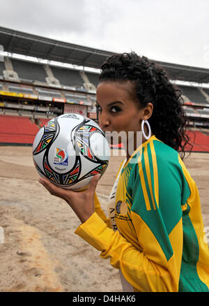 Miss South Africa Tansey Coetzee presents the official competition ball ...