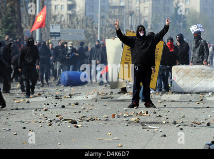 Riots break out at the 2009 NATO Summit in Strasbourg, France, 04 April ...