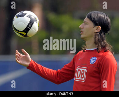 Marko Pantelic of Berlin is on the ball in the German Bundesliga match ...