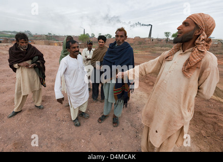 Street scene in Islamabad Pakistan Stock Photo - Alamy
