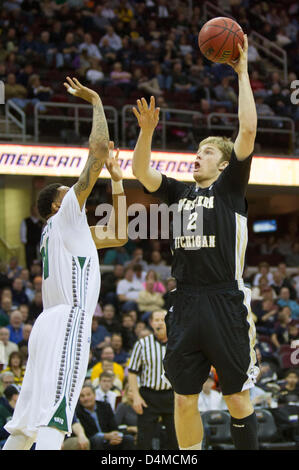 March 15, 2013: Western Michigan's David Brown (25) brings the ball up ...
