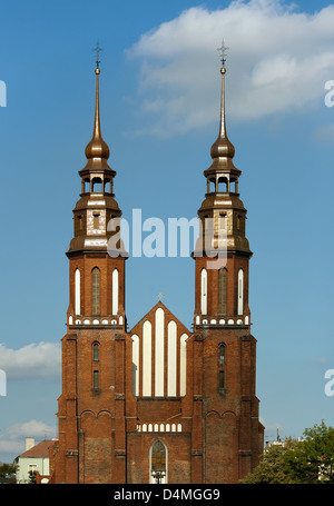 Poland, Opole Voivodeship, Opole, Cathedral of the Holy Cross seen from ...