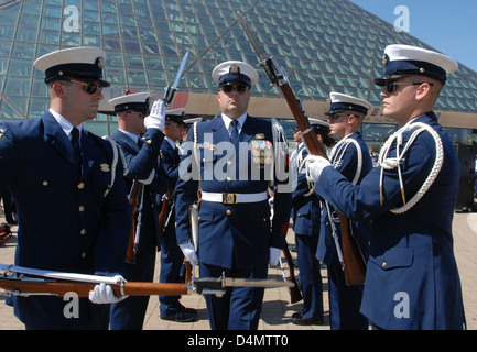 The 1812 Bicentennial Commemoration in Cleveland honored the ...