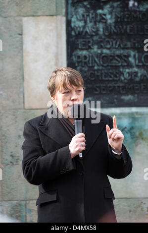 Maria Eagle MP Labour for Liverpool Garston left seen with her twin ...