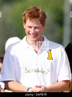 NEW YORK - MAY 30: Prince Harry attends the 2009 Veuve Clicquot ...